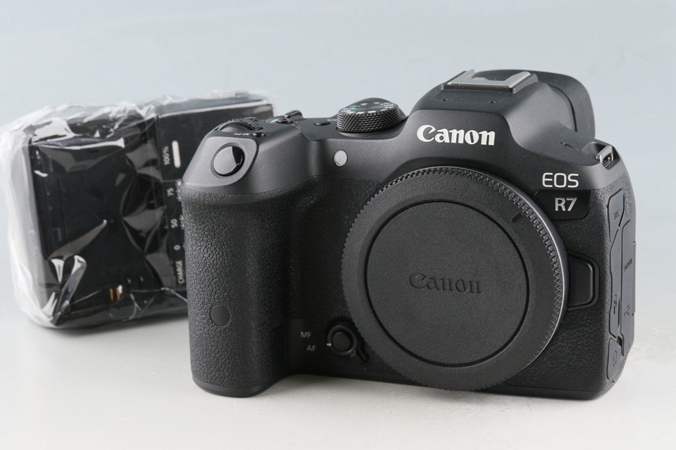 Canon Canon EOS R7 Mirrorless Digital Camera #56353E1 イロハスショップ：カメラファン ...