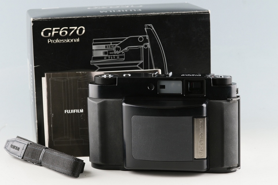 FUJIFILM Fujifilm GF670 Professional Medium Format Film Camera With Box ...